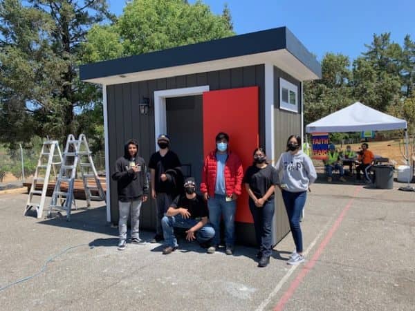 About Us - Homes 4 The Homeless